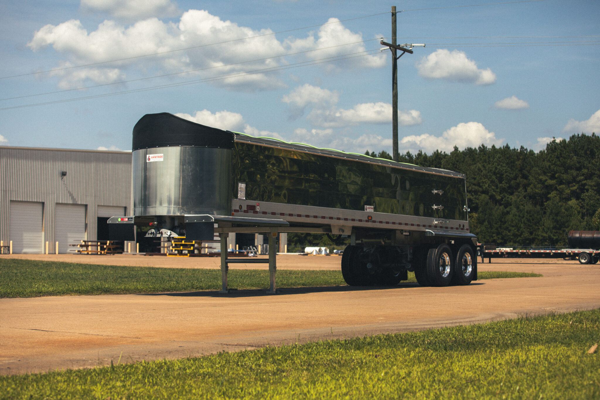 S-85 Vantage Trailers for Sale | Request a Quote on Aluminum Vantage ...